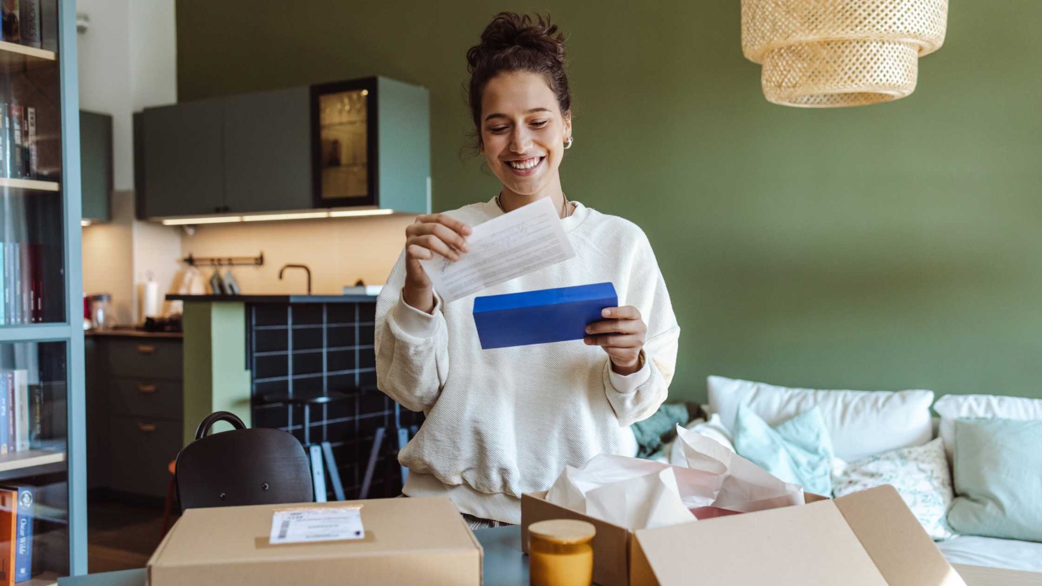 How to Start a Subscription Box Business in 2025 : A Comprehensive ...