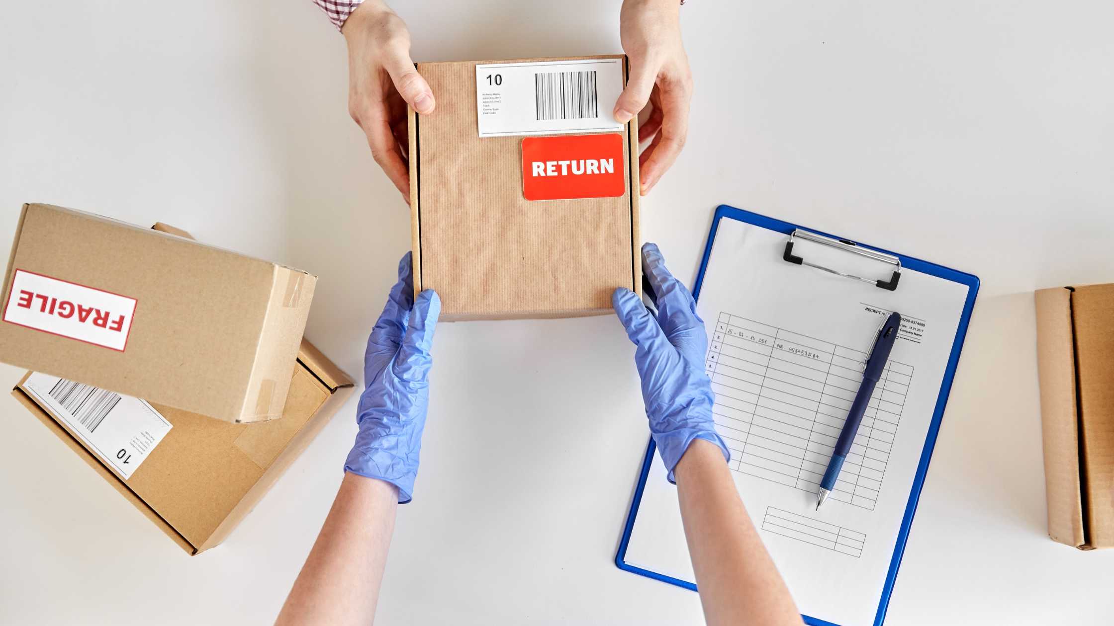 How to Handle eCommerce Returns And Refunds Smoothly ? : Comprehensive Guide 2025 - Vineesh Rohini